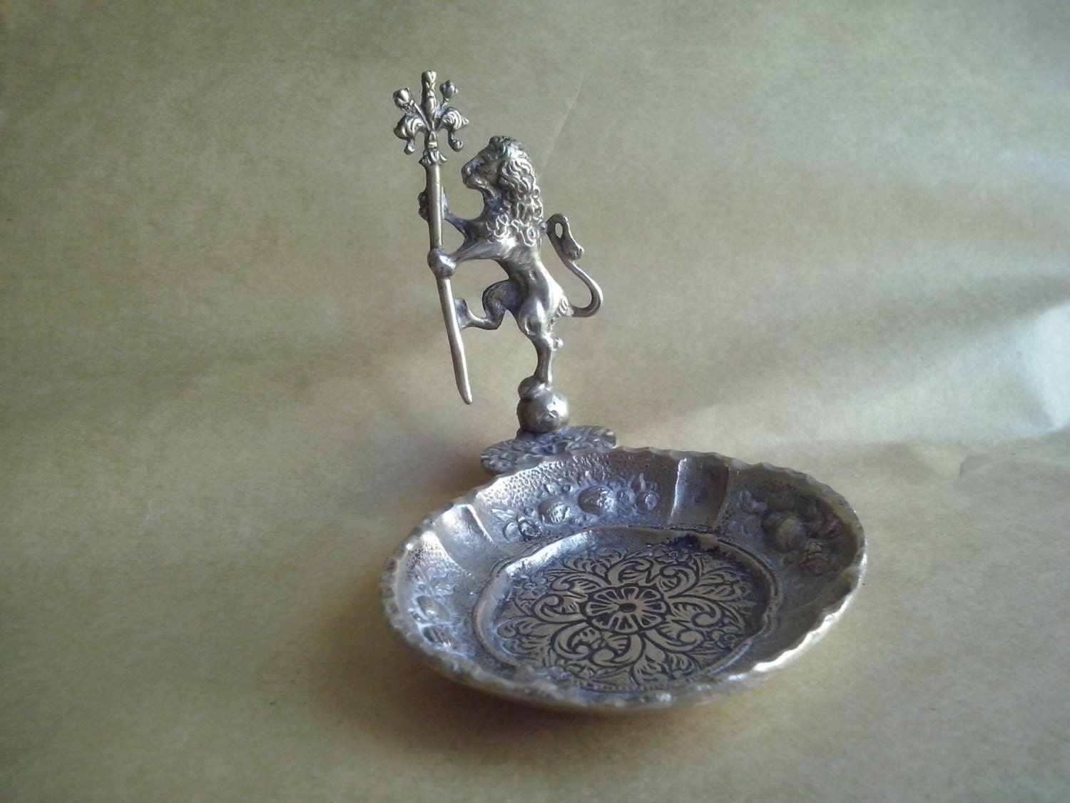 VINTAGE nickel silver dish, small metal dish, trinket dish, treasure ...