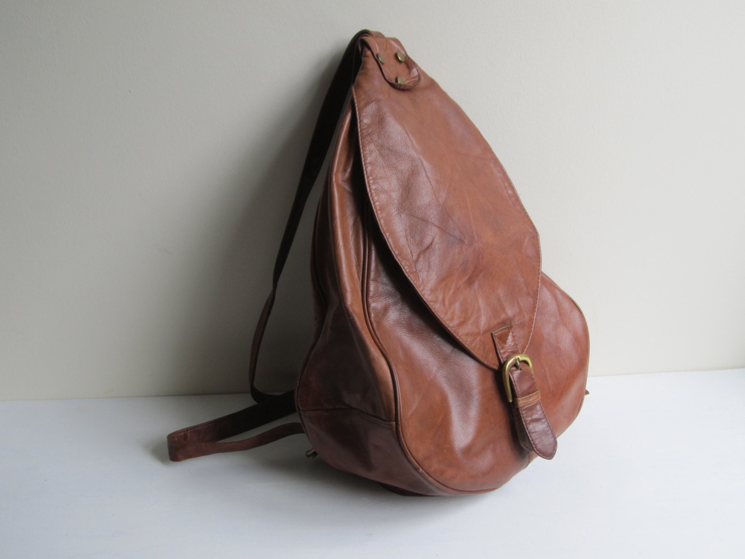 East/West teardrop shaped leather back pack, fashion daypack ...