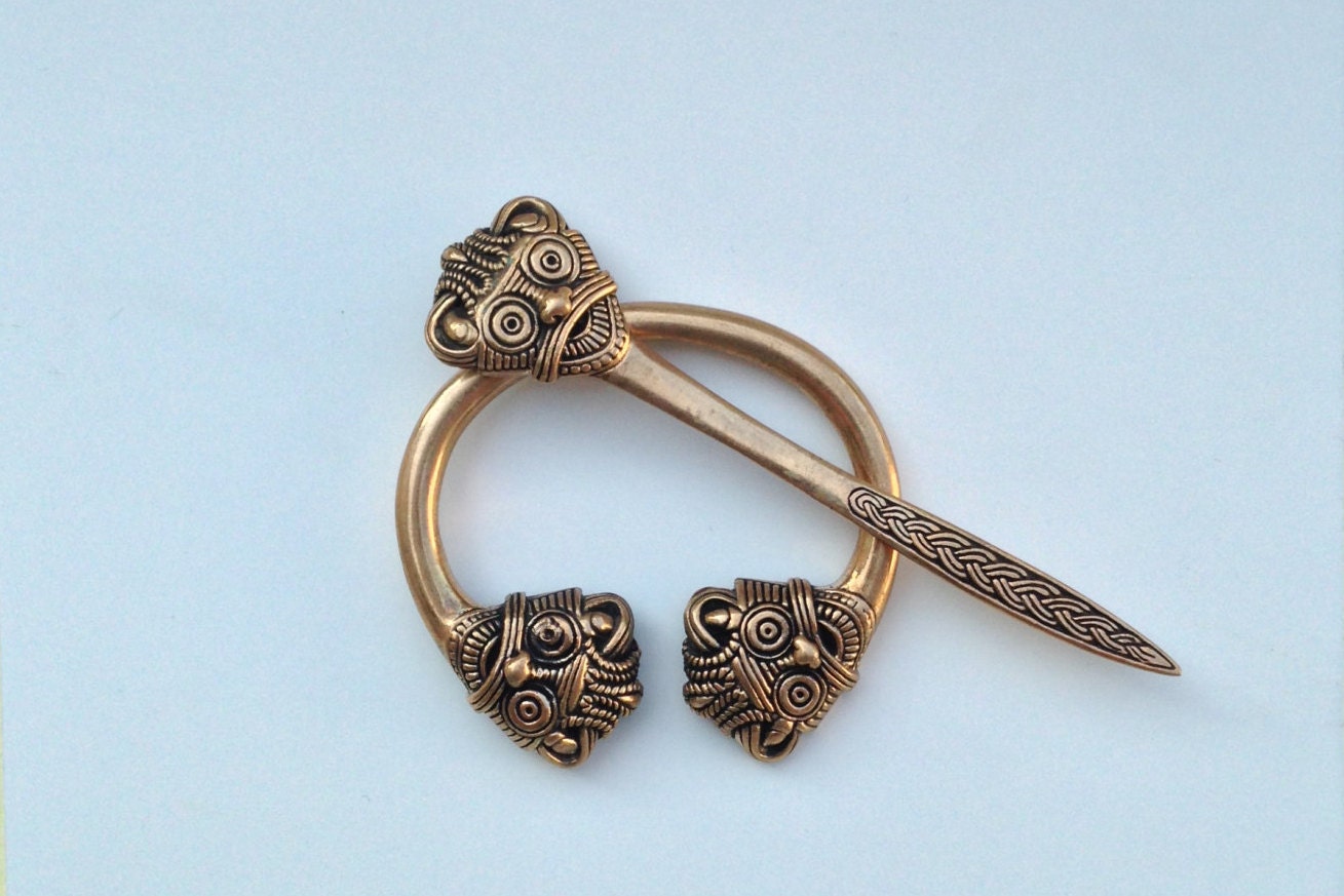 Tree animal heads cloak pin penannular brooch VIKING KRISTALL bronze