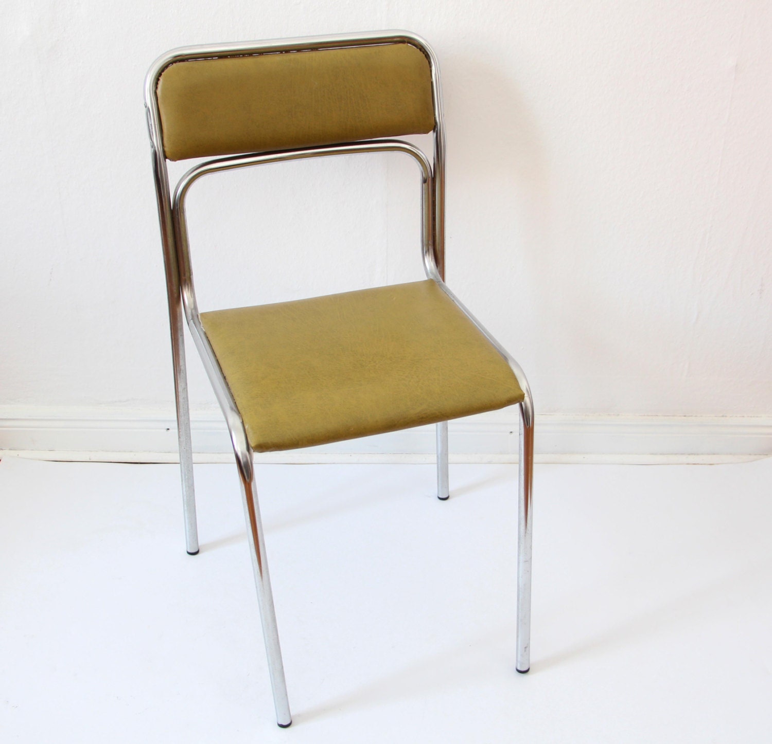 Vintage chair 60s / 70s German chair green leather chrome