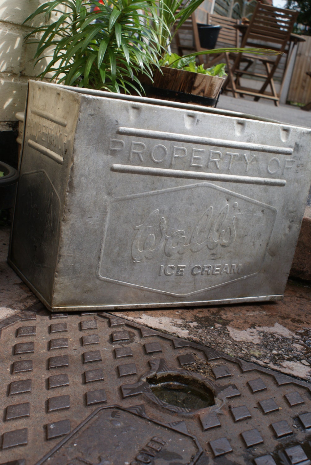 Original Wall’s Ice cream storage tin 1950’s – Haute Juice