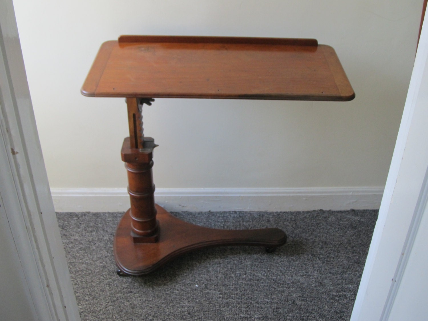 Antique Victorian Mahogany reading table, library display, breakfast in ...