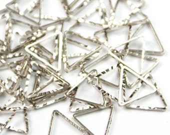 Items similar to the Double Triangle earring (silver) on Etsy