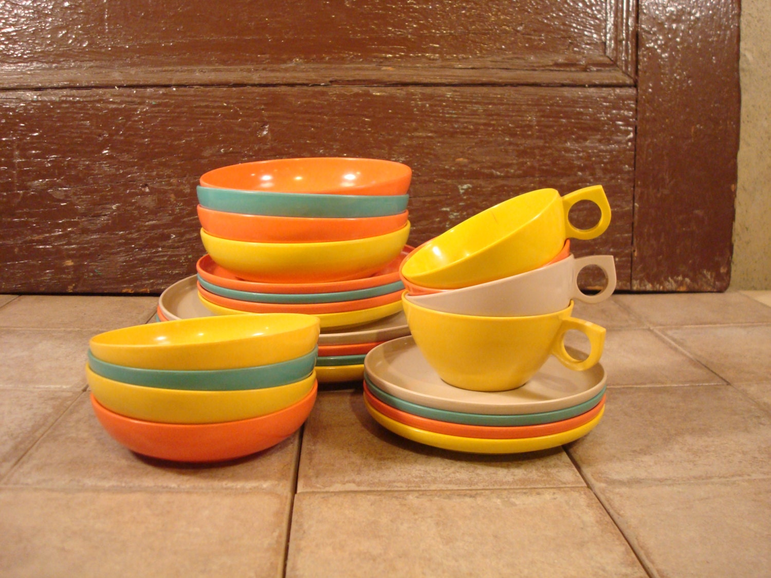 20 pieces of mid century Aztec Melmac dinnerware pieces for one price ...
