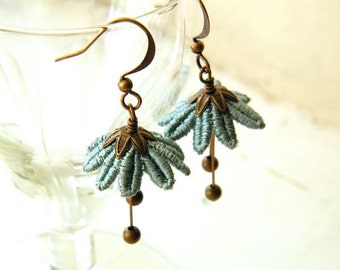 Dancing Leaf Design by dancingleafdesign on Etsy