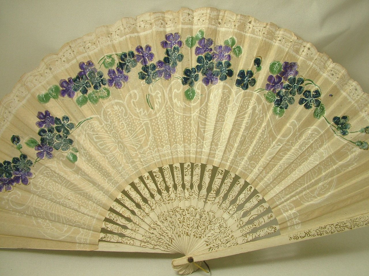 Antique Edwardian, 1900s, cream hand painted purple flower paper and ...