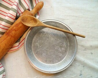 Vintage pie pan | Etsy