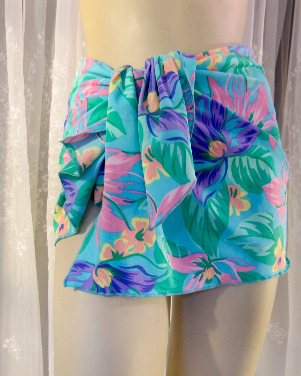 Vintage 90’s tropical pastel mini pareo – Haute Juice