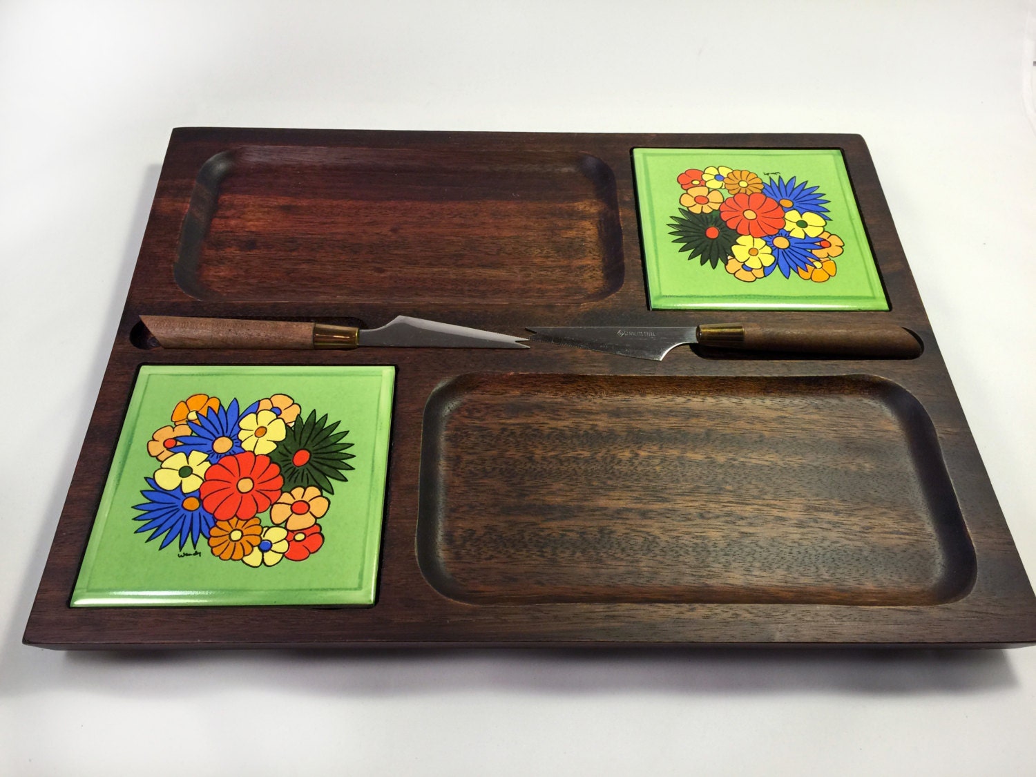 Vintage Wood & Ceramic tile Cheese board – Haute Juice