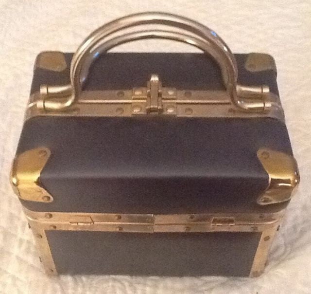 Vintage Box Purse Train Case Navy Blue Gold Tone Hardware – Haute Juice