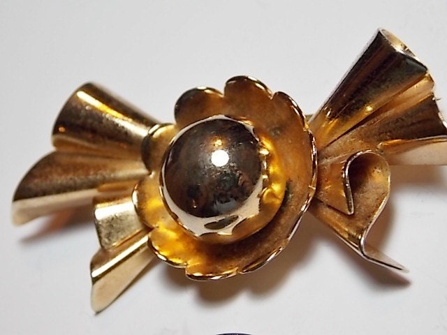 Vintage Gold Tone Jeray Brooch – Haute Juice