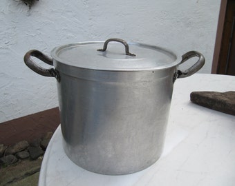 Items similar to 1970's Vintage Retro Floral Cooking Pot // Bright Red ...