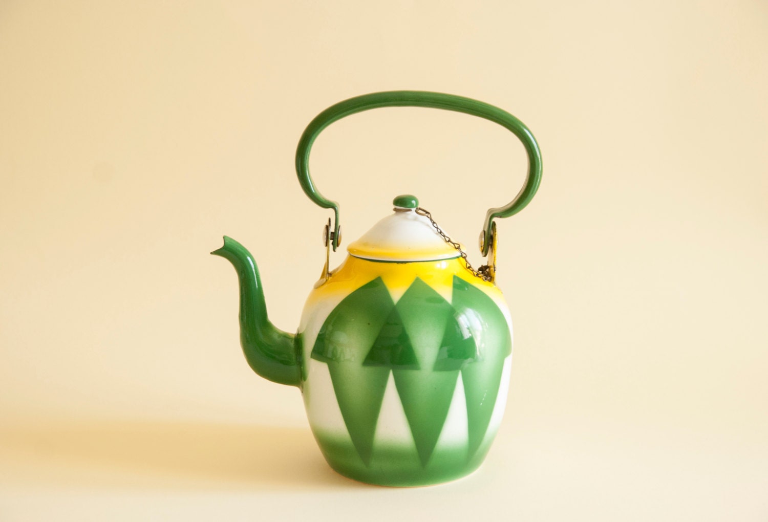 COTTAGE SHABBY CHIC Tea pot / Enamel Yugoslavian green yellow kettle ...