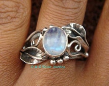 Popular items for moonstone ring on Etsy