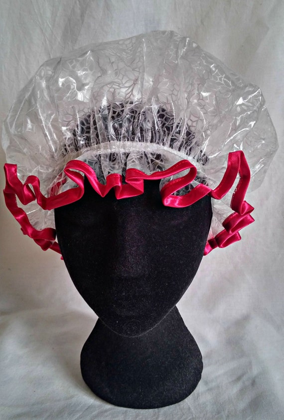 Daisy Red Trim Shower Caps