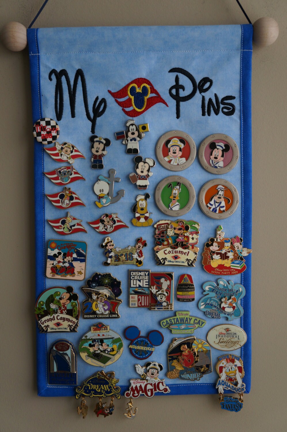 My DCL Pins Display Trading Pin Display Pin Holder