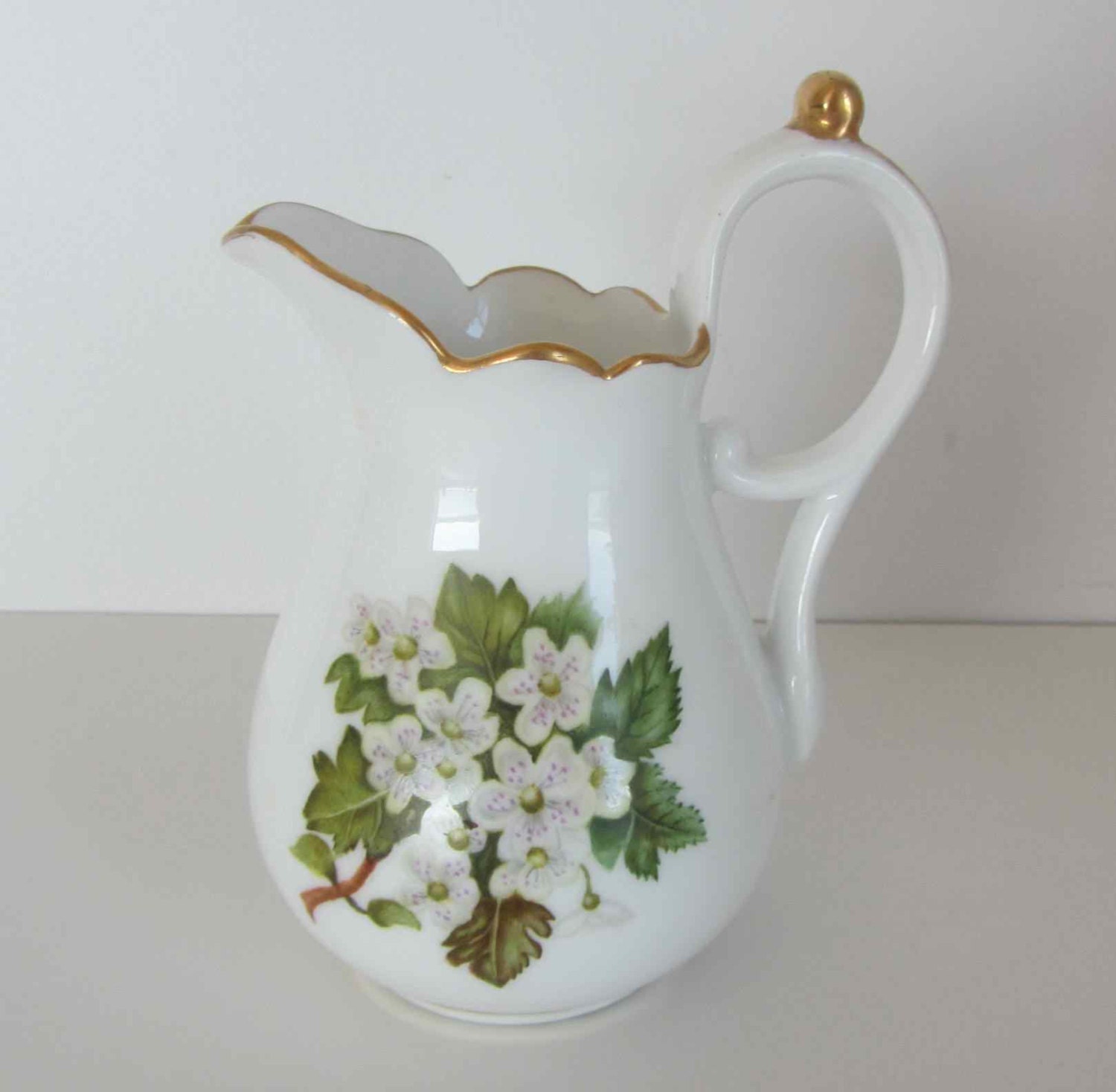 Antique porcelain creamer, Antique creamer, Romantic creamer – Haute Juice