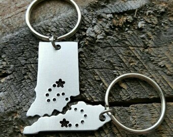 Custom XOXO USA state keychain any state US hand by TheLonelyMoose