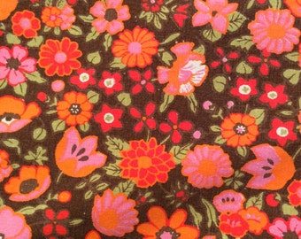 60s amazing retro pink vintage fabric. Made in Sweden. by Inspiria