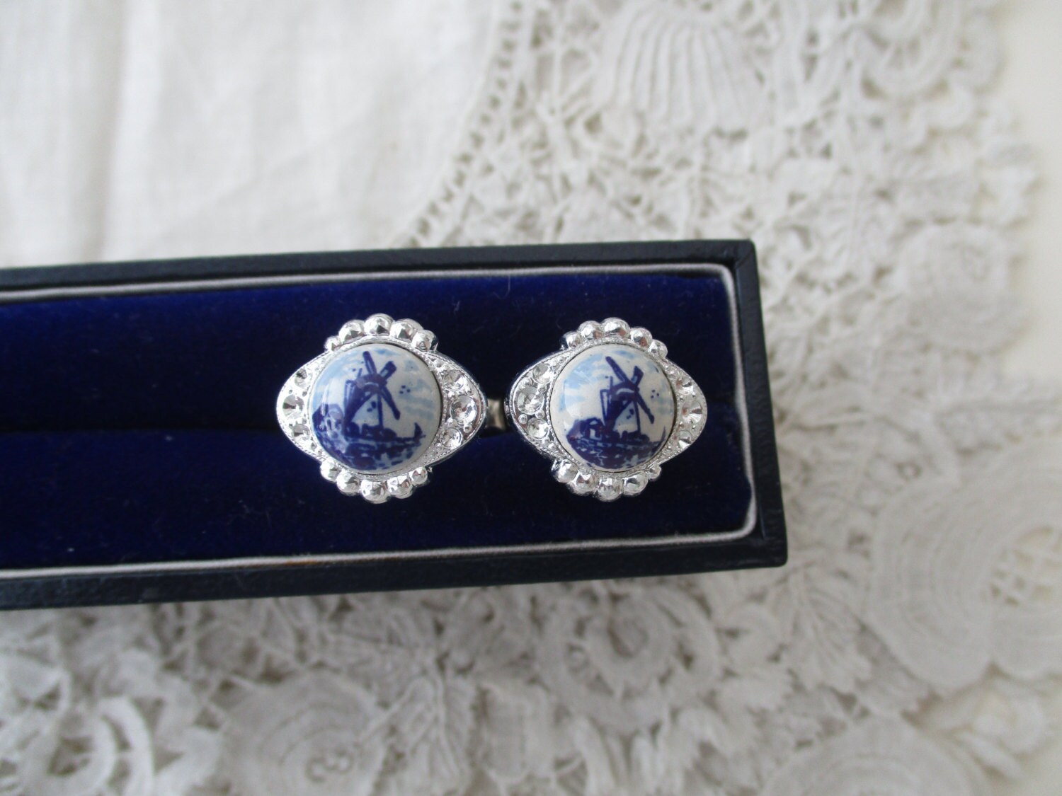 1950’s cufflinks Delft – Haute Juice