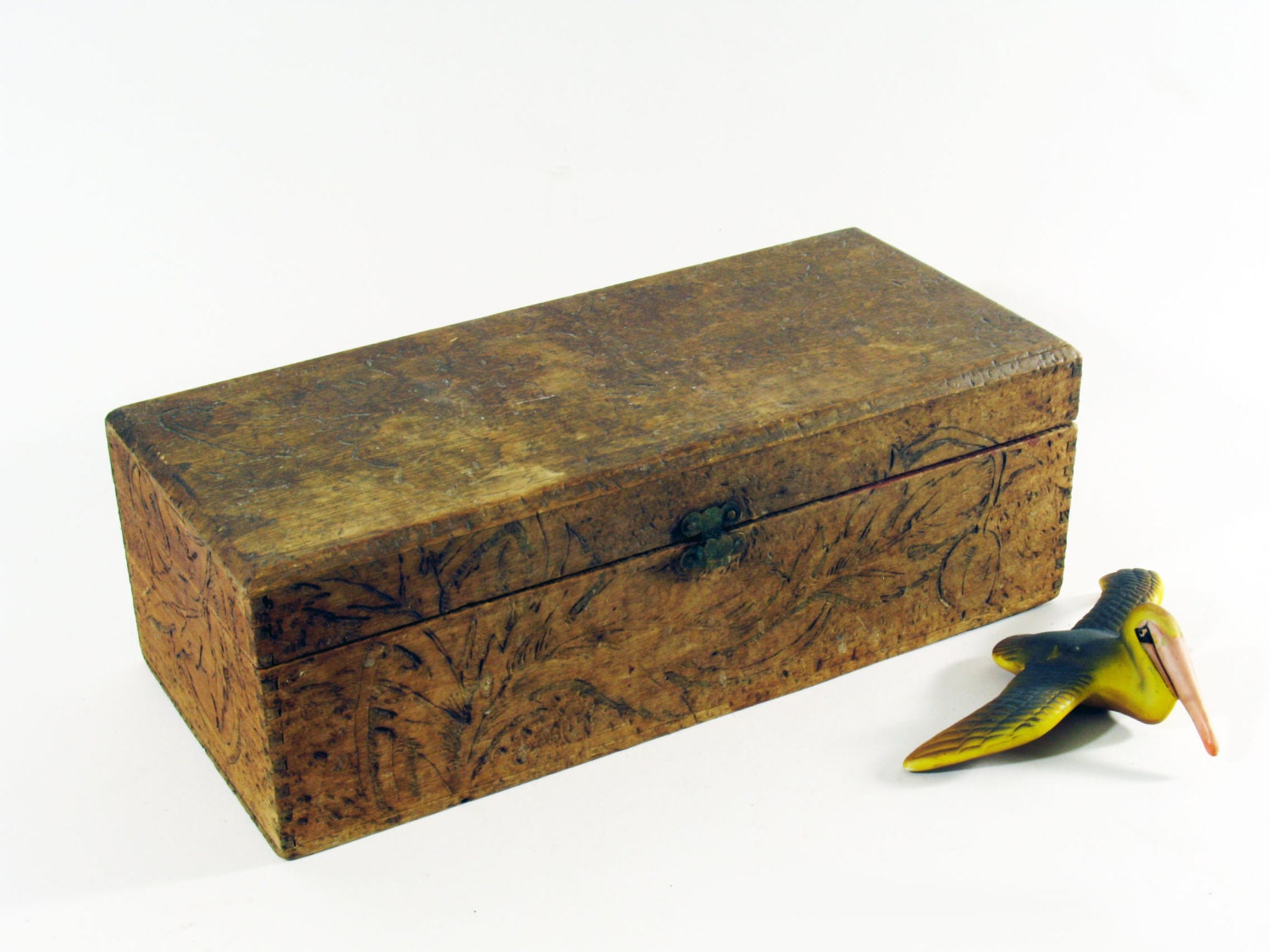 Box, Distressed Pyrography Gives Ancient Feel, Uncanny Unintended ...