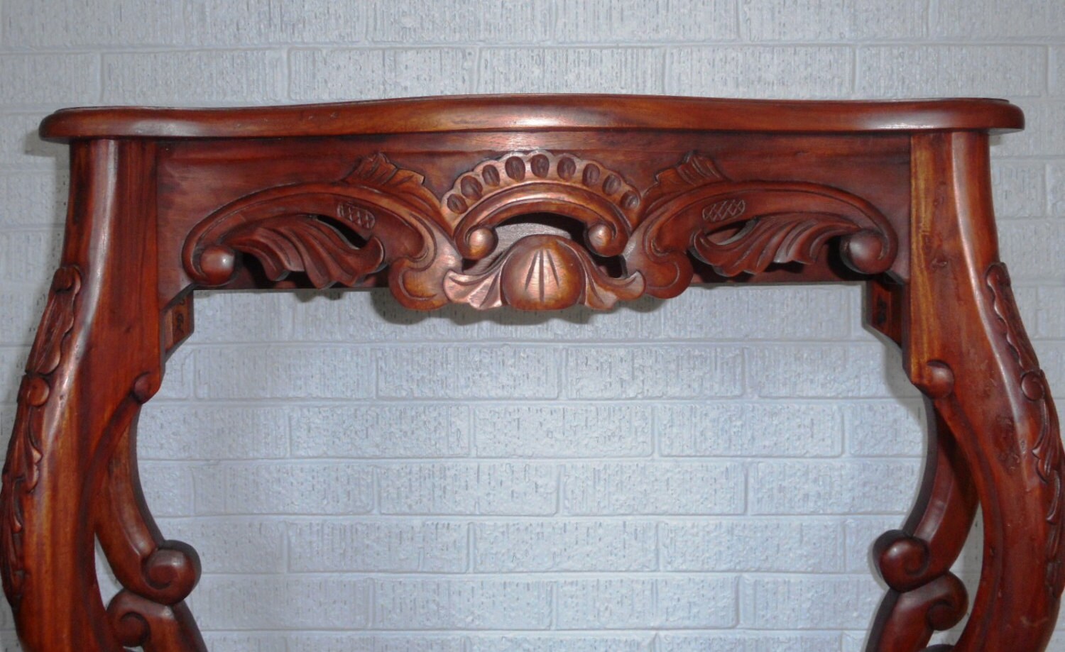 Mahogany Hand Carved Antique Demilune/Entryway/Foyer Table – Haute Juice
