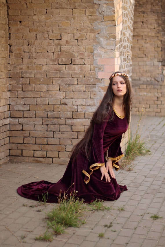 Medieval Style Costume Pre-Raphaelite Dress Bliaut