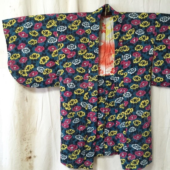 Vintage Haori Kimono Japanese Tsubaki Pattern 1960s