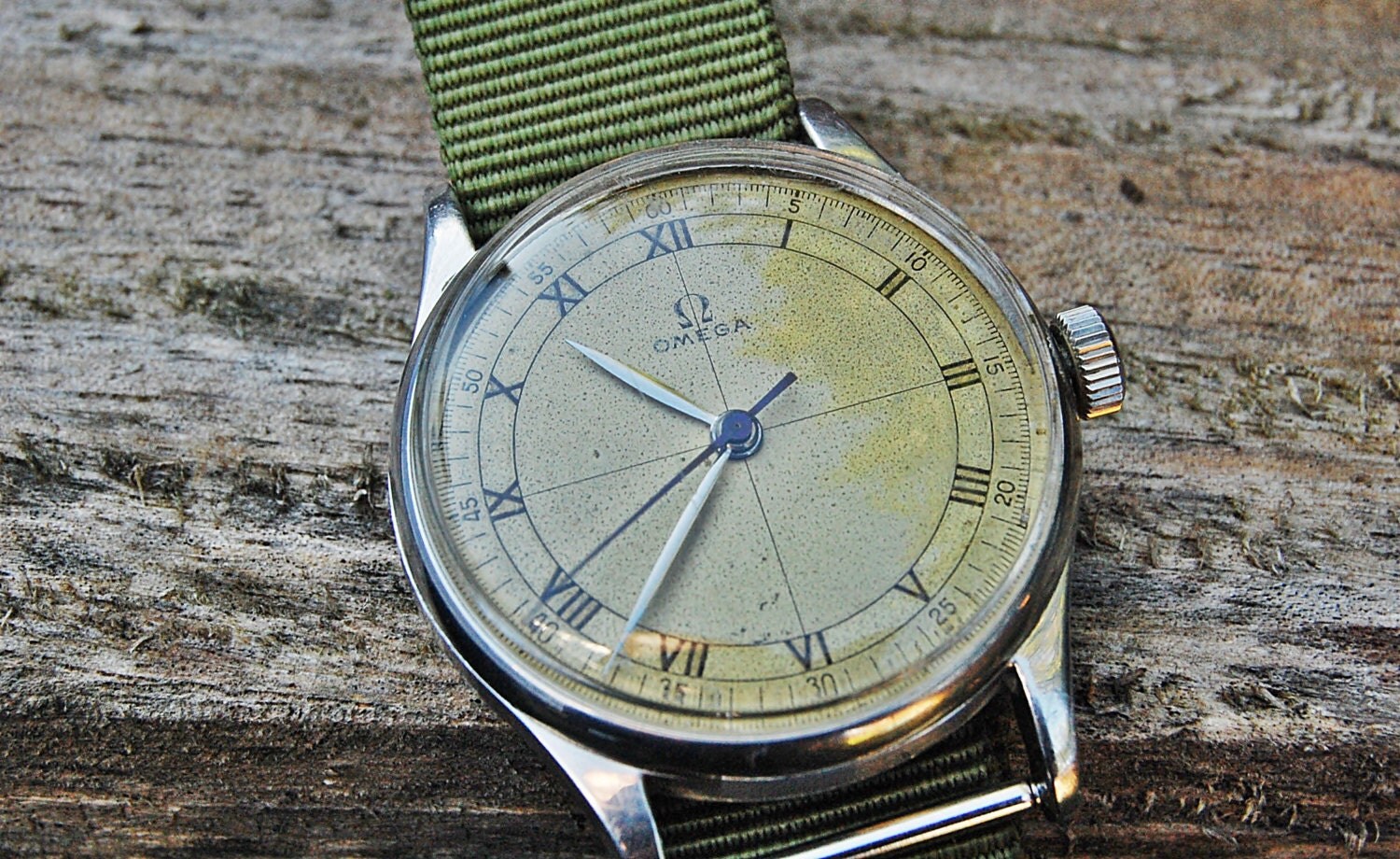 Omega Calibre 30T2 SC Scientific Dial Stainless Steel Gents Watch On ...