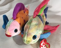 Popular items for fish lips on Etsy