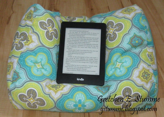 Reader Pillows for your iPad eReader Books or Magazines