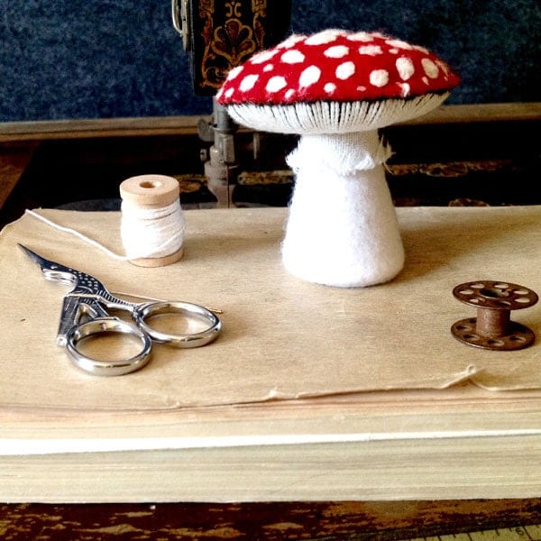 Original Modern Hand Embroidery . Plush . PDF by LittleSparrowNest