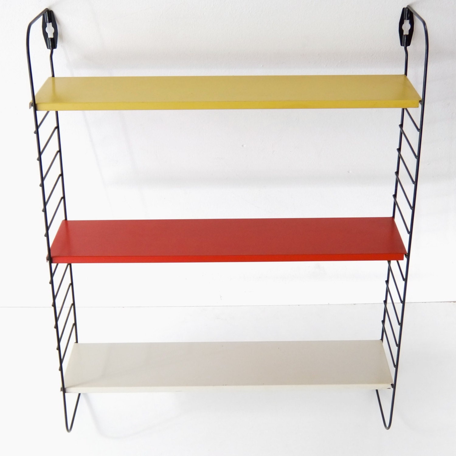 Small Tomado shelf with original box – Haute Juice