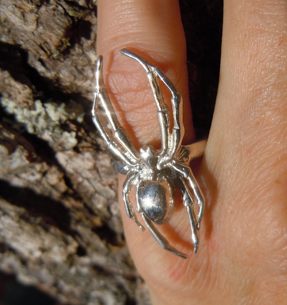 Solid Sterling Silver Ladies Spider Ring