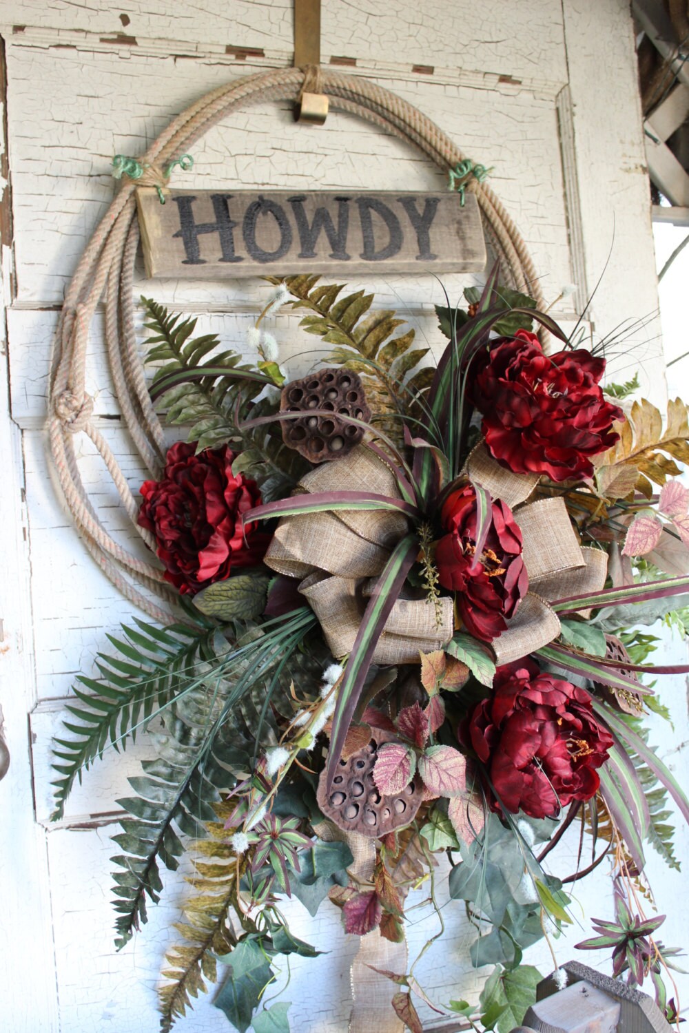 Howdy Western Rope Wreath with Burgundy Red Flowers / Rustic