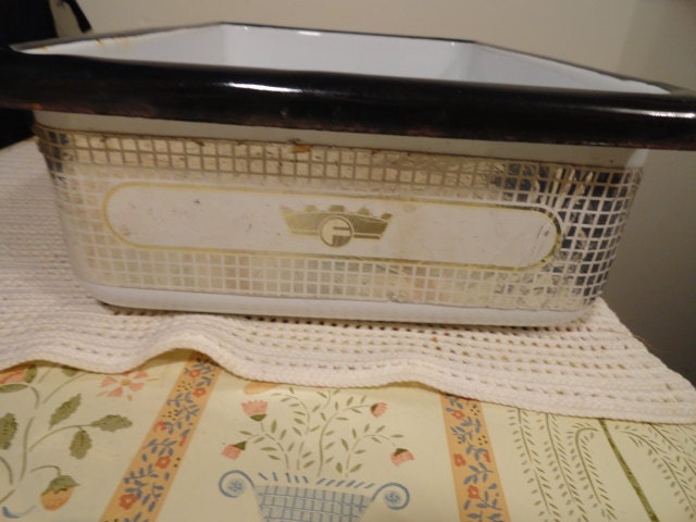 Vintage Frigidaire Hydrator Enamelware Porcelain Vegetable Refrigerator ...