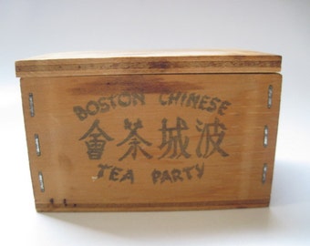 Vintage tea box | Etsy