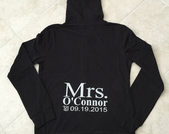 Last name hoodie | Etsy