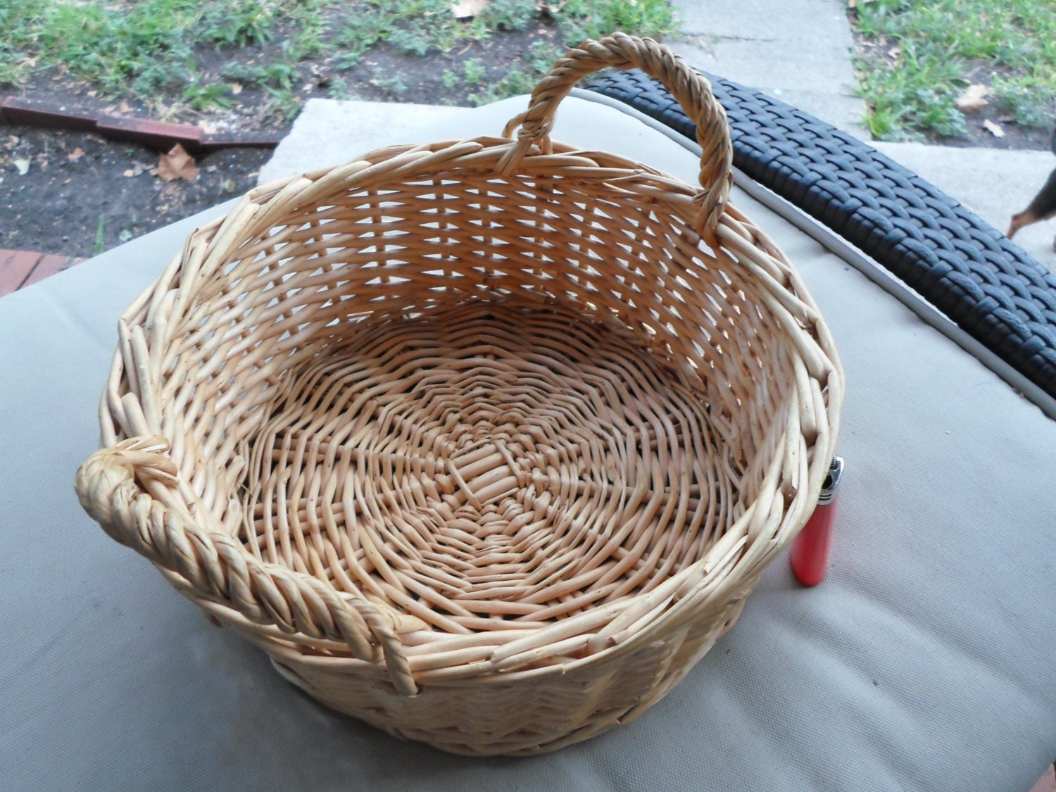 Tight Weave 10 inch Rolled Vintage Wicker Basket Light Brown – Haute Juice