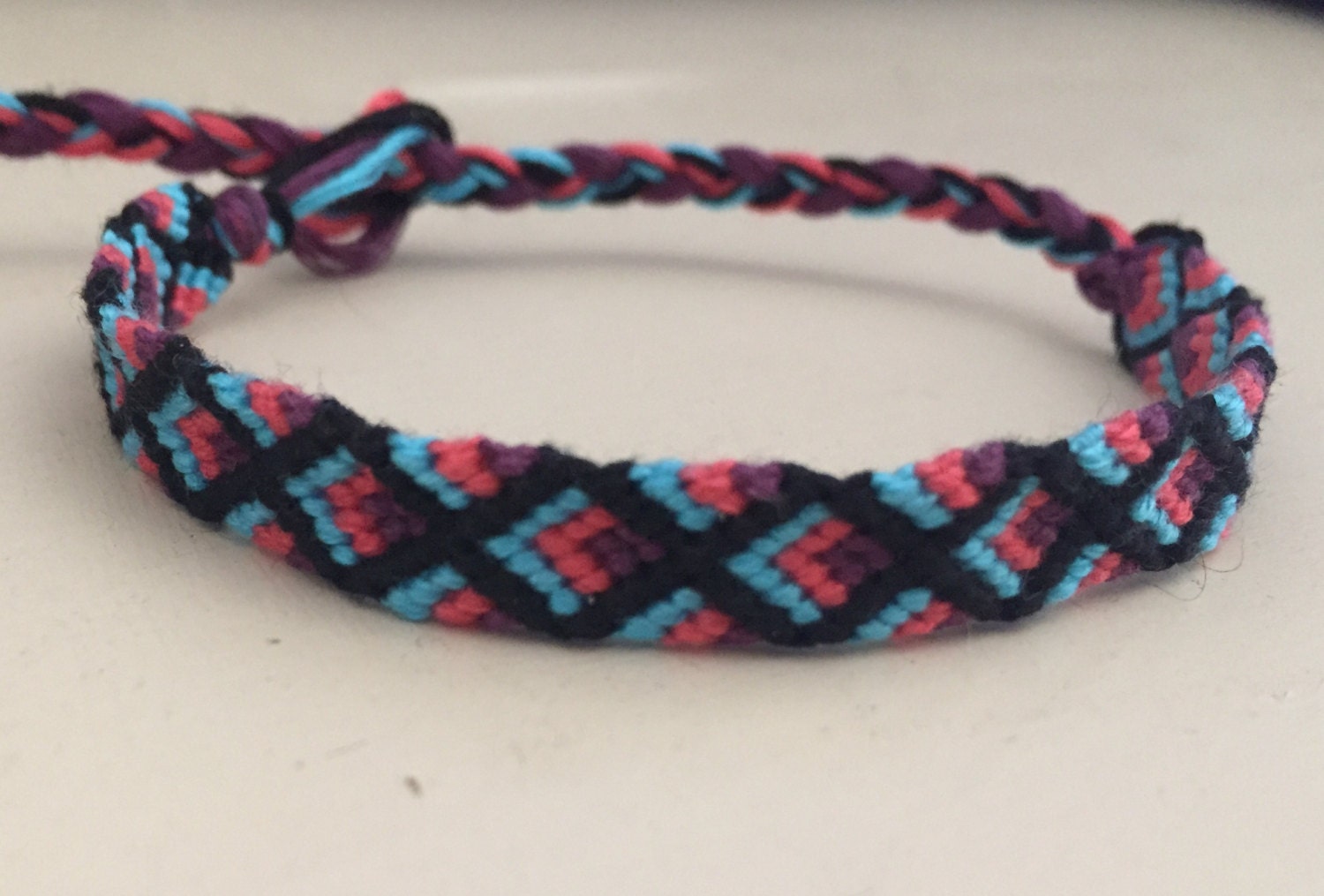 Bright Colored Diamond-pattern Friendship Bracelet