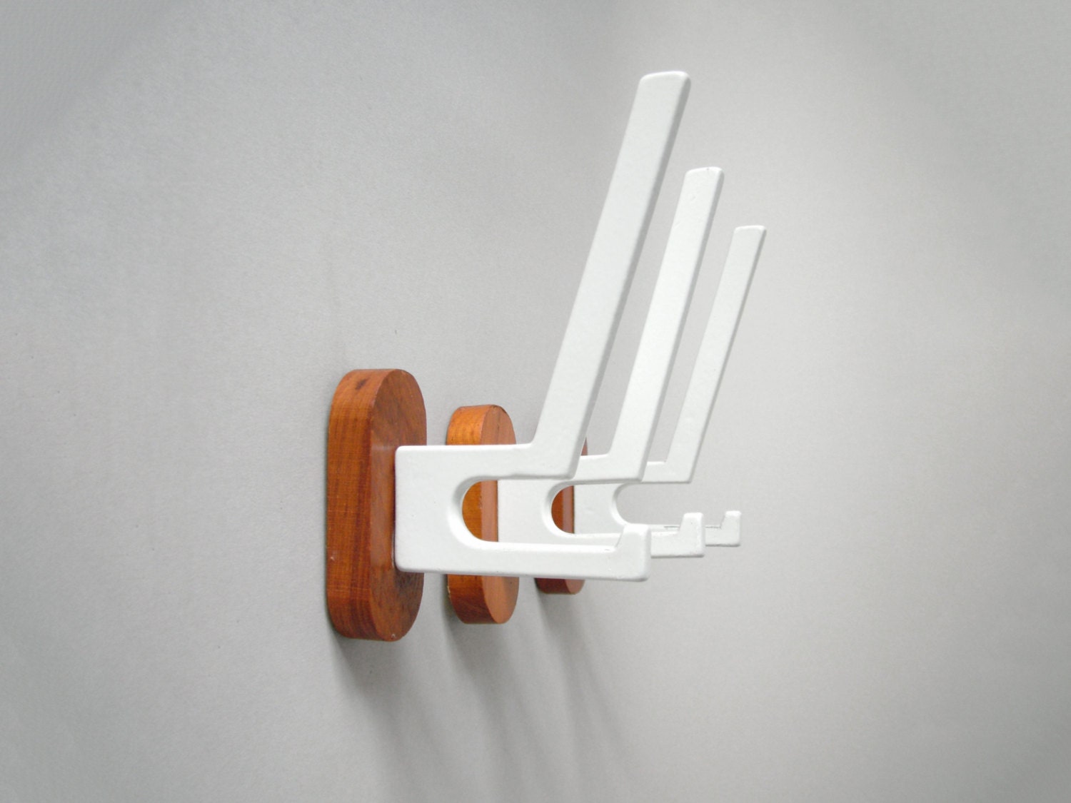 Vintage midcentury modern set of 3 teak coat hooks in a sturdy quality ...