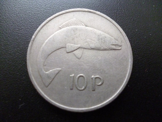 1975 Eire Ireland Republic 10p coin featuring a Salmon fish