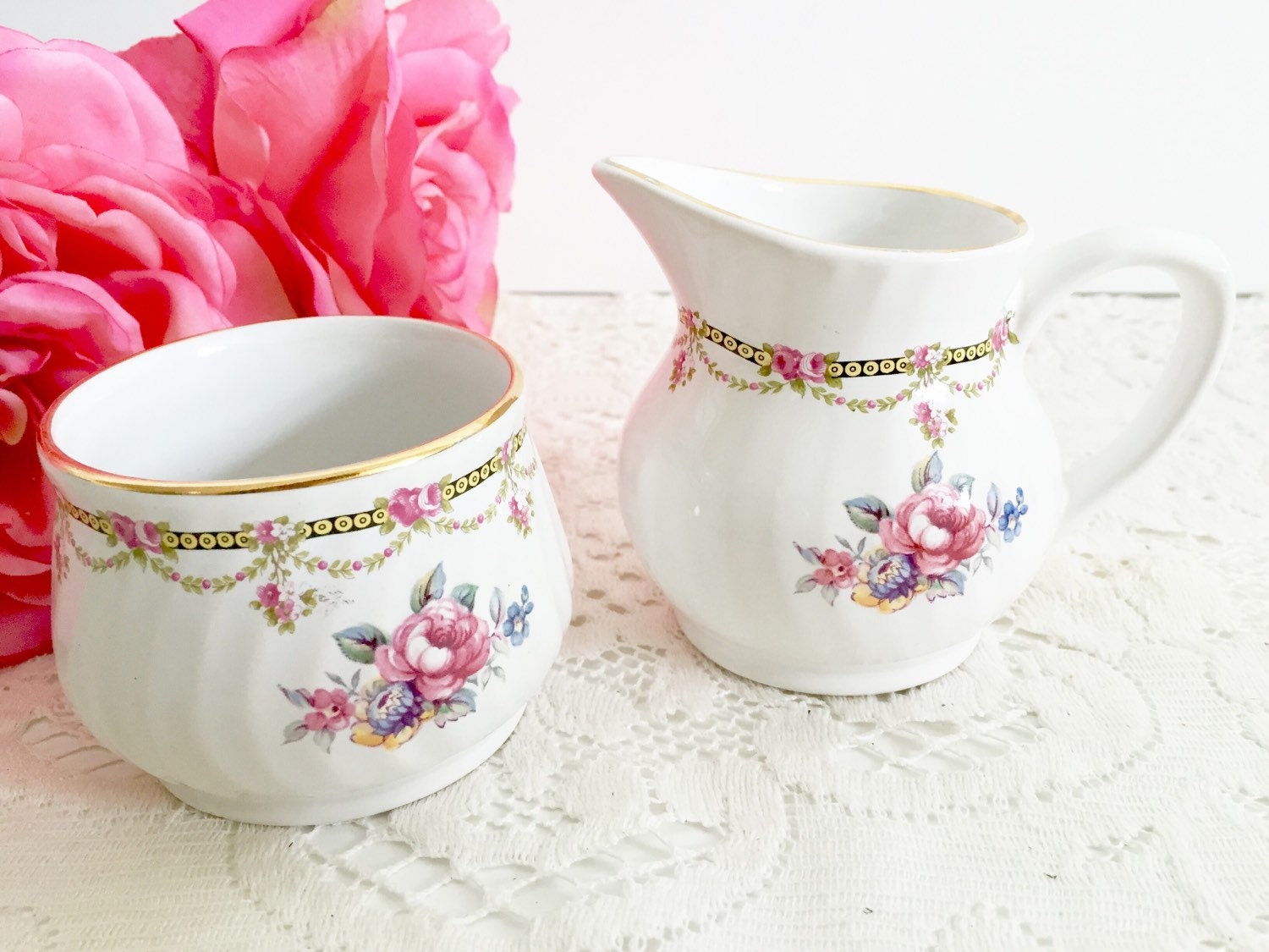 Vintage Sugar And Creamer Set