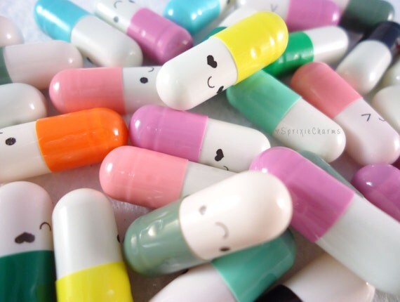 Cute Kawaii Faces / Pill-Shaped Message Capsules / Write Your