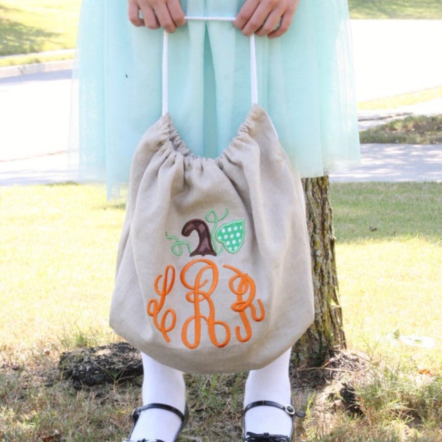 Dainty Couture by DaintyCouture on Etsy