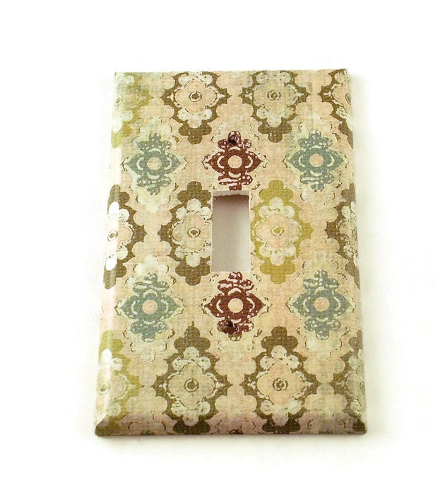 Light Switch Cover Wall Decor Switchplate by funkychickendesign
