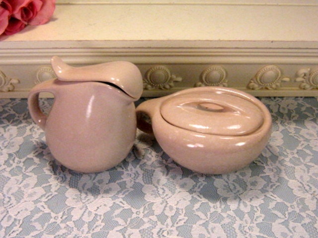 Vintage Roseville Pottery Raymor Cream and Sugar with Lids Set, White ...
