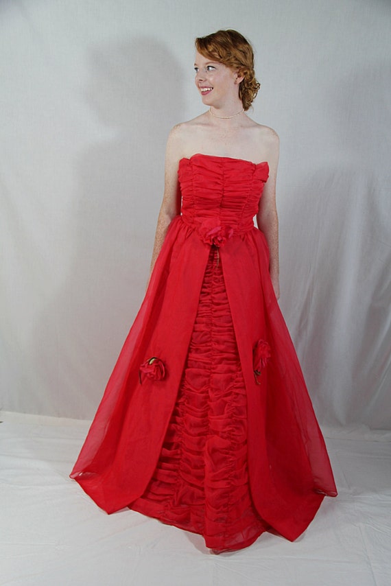 50s 60s Prom Dress / Red / Vintage Wedding / Organdy