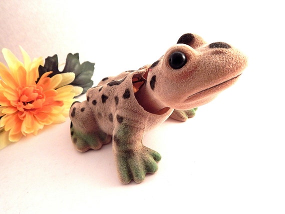 Bobble Head Frog Novelty Toy Retro Nodder 1950's Flocked