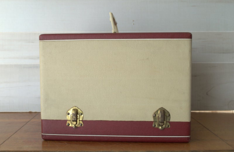 1950s Typewriter Storage Case / Mid Century Box with Bakelite Handle ...